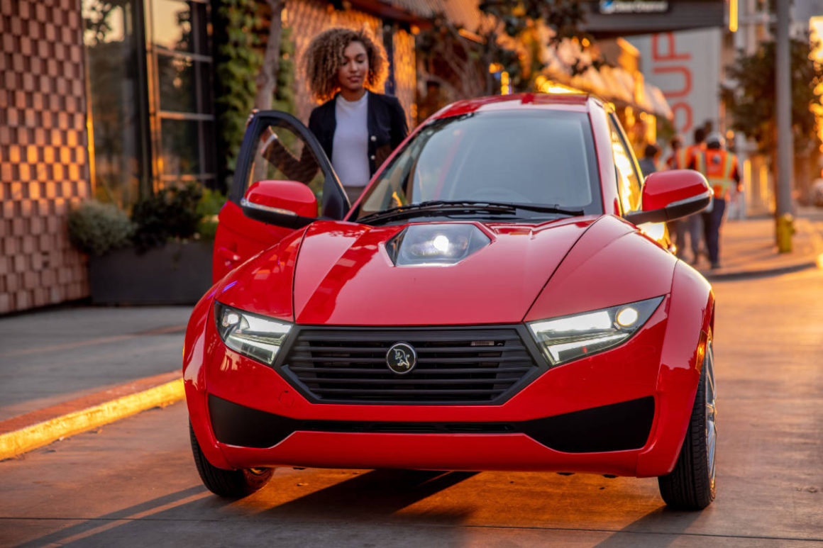Meet the growing contingent of Canadian electric three-wheeled vehicle ...