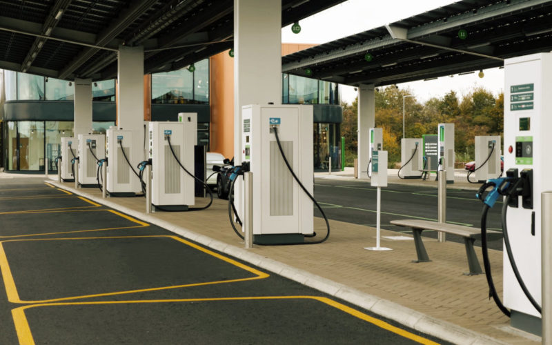 Debating 50,000 new EV chargers for Canada's public charging network