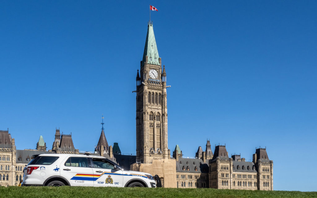 Canada outlines progress on greening the government fleet