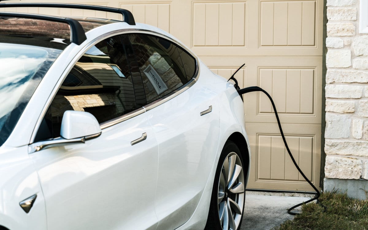 Study shows EVs could low electric utility customer costs
