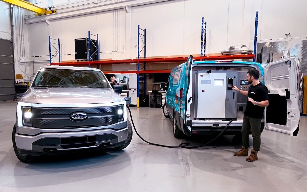 Mobile electric car charger service store