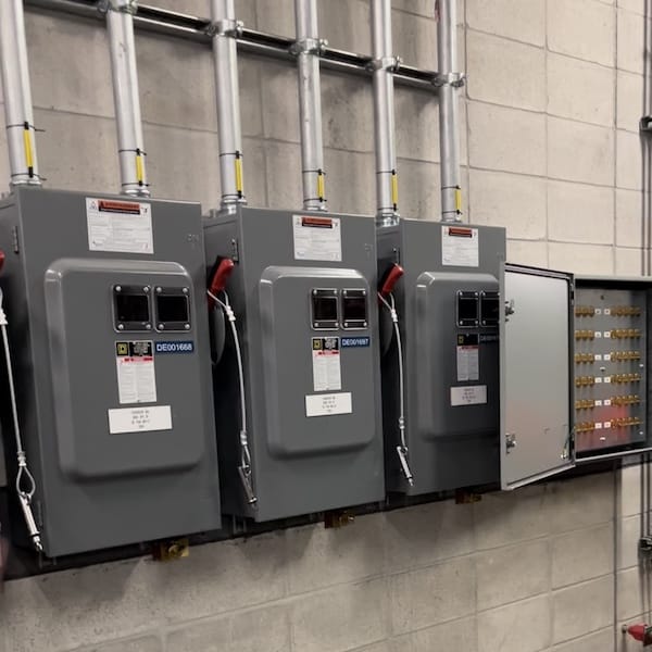 Montreal's transit agency lifts the curtain on electric bus depot