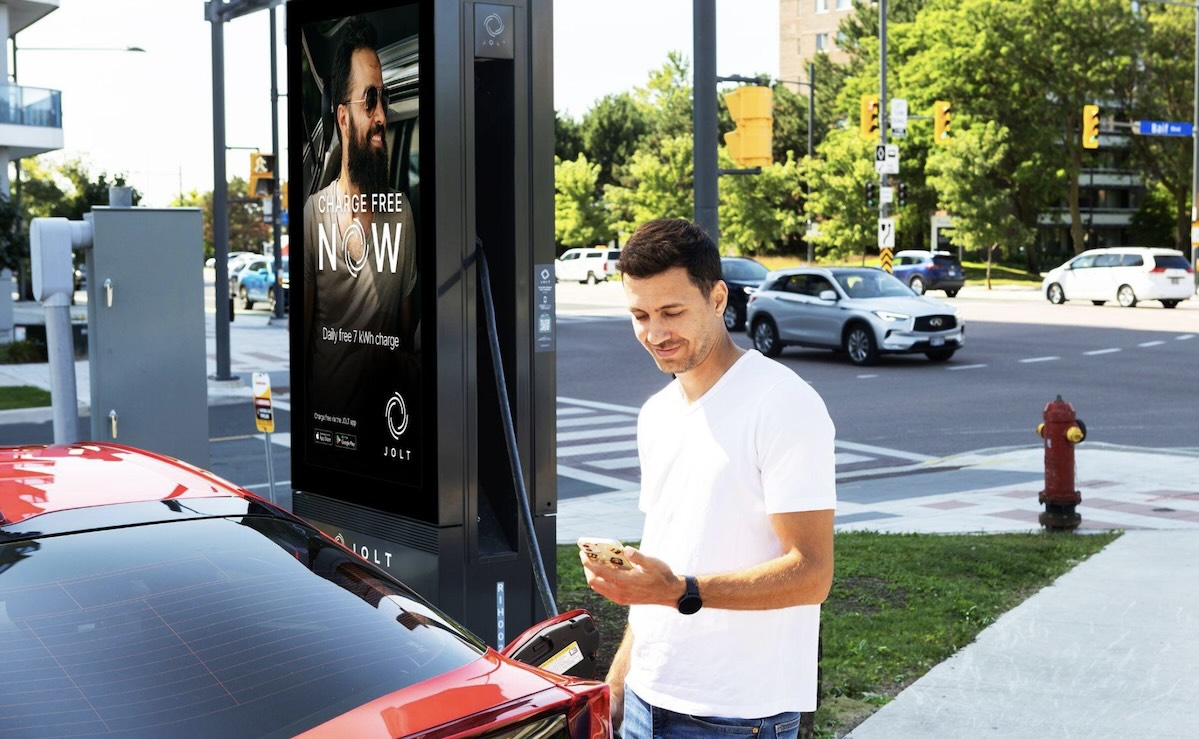 Jolt, Telus open first station in national EV charging network