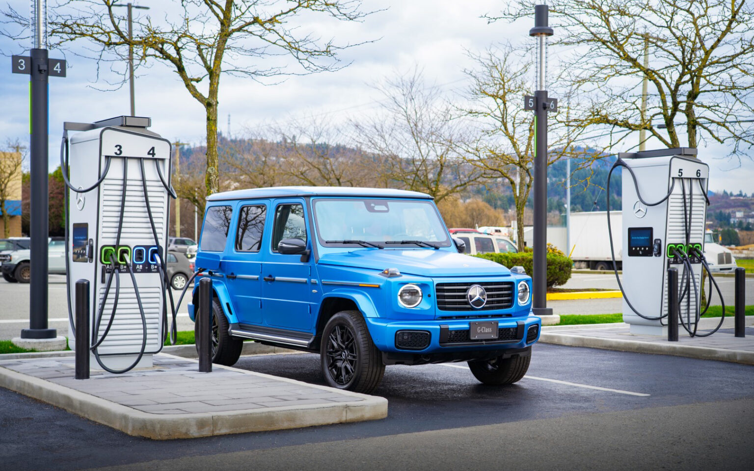 Mercedes launches Canadian EV fast-charging network in B.C.