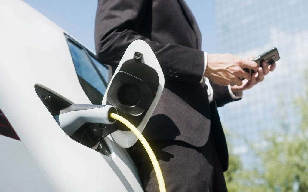 How EV chargers are turning carbon credits into cash for Canadian drivers